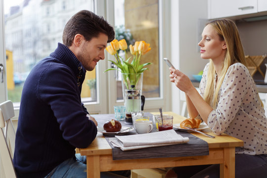 Alltag bilder – Bläddra bland 14,809 stockfoton, vektorer och videor ...