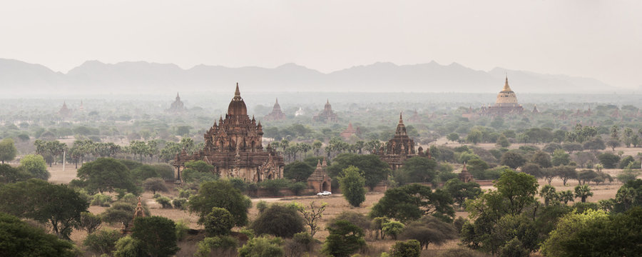 "Temples Of Bagan"-Bilder: Stock-Fotos & -Videos. | Adobe Stock
