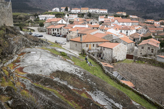 「Residir」の画像 - 97 件の Stock 写真、ベクターおよびビデオ | Adobe Stock