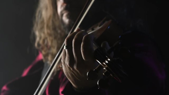 Fiddler Images – Browse 153,317 Stock Photos, Vectors, and Video ...