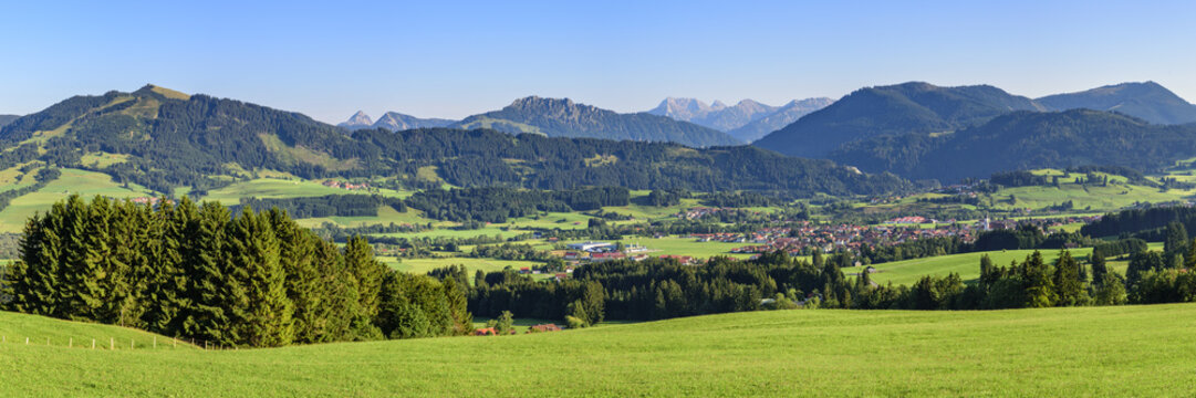 Wertach Bilder – Durchsuchen 602 Archivfotos, Vektorgrafiken und Videos ...