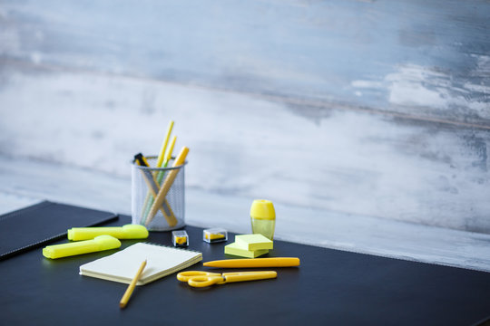 Monocolor Images – Browse 3,407 Stock Photos, Vectors, and Video ...