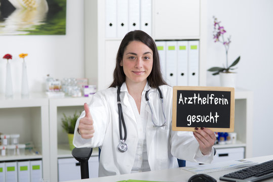 「Arzthelferin」の写真素材 | 1,624件の無料イラスト画像 | Adobe Stock