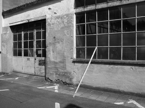 รูปภาพFabrikfenster – เลือกดูภาพถ่ายสต็อก เวกเตอร์ และวิดีโอ229 | Adobe ...