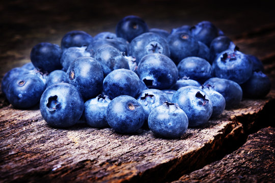 รูปภาพWaldheidelbeeren – เลือกดูภาพถ่ายสต็อก เวกเตอร์ และวิดีโอ110 ...