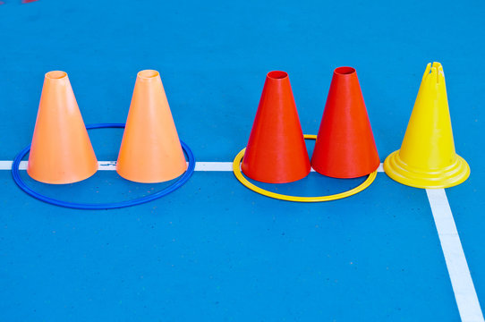 Coni Billeder – Gennemse 3,336 stockfotos, vektorer og videoer | Adobe ...