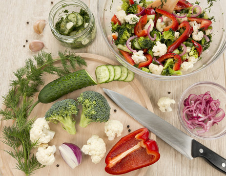 Cucu bilder – Bläddra bland 135 stockfoton, vektorer och videor | Adobe ...