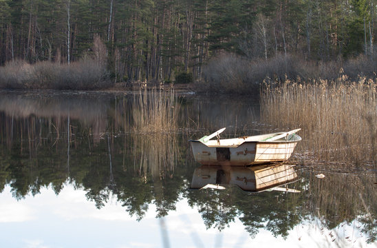 Flyta Images – Browse 3 Stock Photos, Vectors, and Video | Adobe Stock