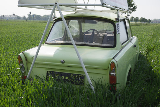 Trabbi Bilder – Durchsuchen 262 Archivfotos, Vektorgrafiken und Videos ...