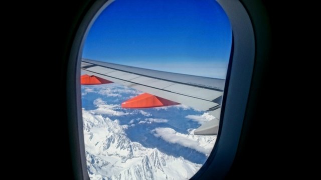 Finestrino Aereo Images – Browse 131 Stock Photos, Vectors, and Video ...