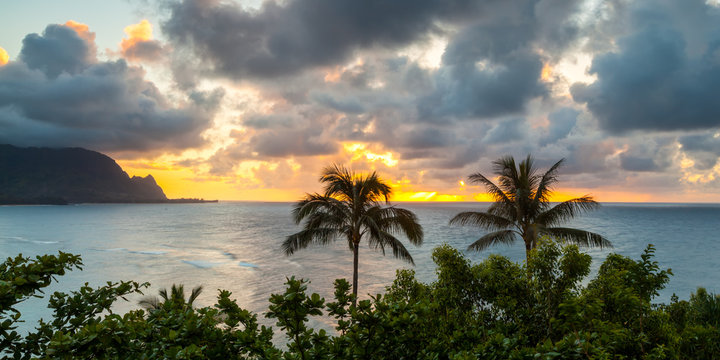รูปภาพ"Hanalei – เลือกดูภาพถ่ายสต็อก เวกเตอร์ และวิดีโอ2,377 | Adobe Stock