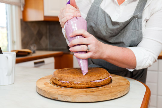 Fyllning bilder – Bläddra bland 9 stockfoton, vektorer och videor ...