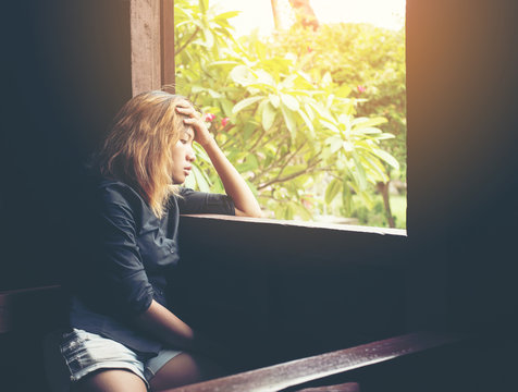 รูปภาพLonliness – เลือกดูภาพถ่ายสต็อก เวกเตอร์ และวิดีโอ655,795 | Adobe ...
