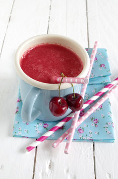 รูปภาพKirschsmoothie – เลือกดูภาพถ่ายสต็อก เวกเตอร์ และวิดีโอ20 | Adobe ...