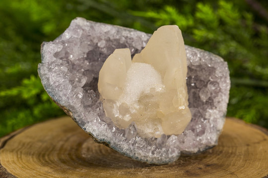 Kalsit Images – Browse 62 Stock Photos, Vectors, and Video | Adobe Stock