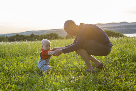 รูปภาพEnjoyful – เลือกดูภาพถ่ายสต็อก เวกเตอร์ และวิดีโอ211 | Adobe Stock