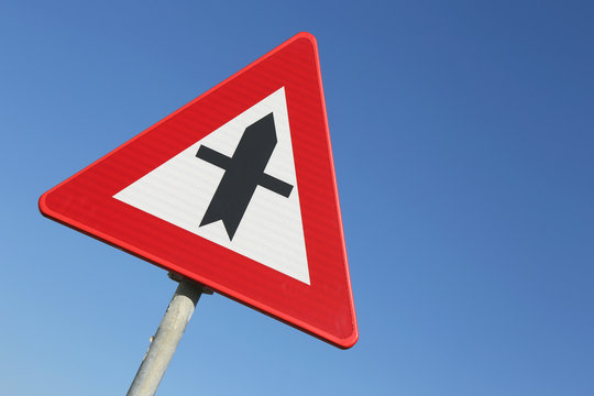 Vorrangzeichen Images – Browse 16 Stock Photos, Vectors, and Video ...