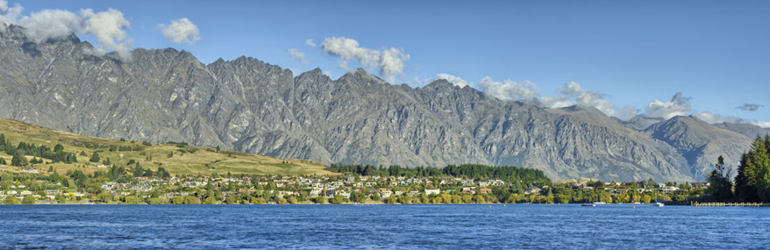 รูปภาพRemarkables – เลือกดูภาพถ่ายสต็อก เวกเตอร์ และวิดีโอ18,843 ...