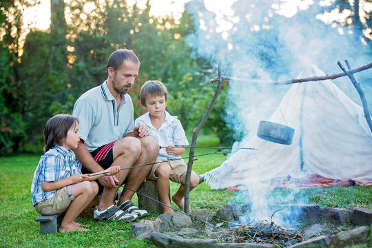 Boyscout Billeder – Gennemse 78,998 stockfotos, vektorer og videoer ...
