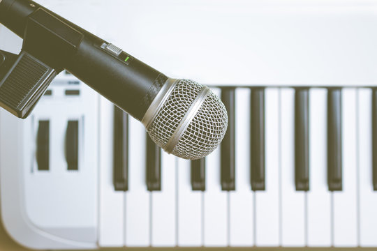 Easy Film Music Piano Images – HD & 4K Photos Free to Download | PikWizard
