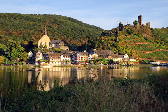 รูปภาพBeilstein – เลือกดูภาพถ่ายสต็อก เวกเตอร์ และวิดีโอ1,244 | Adobe Stock