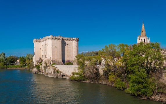 Crenel Bilder – Durchsuchen 5,882 Archivfotos, Vektorgrafiken und ...