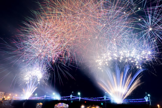 รูปภาพFirebolt – เลือกดูภาพถ่ายสต็อก เวกเตอร์ และวิดีโอ229 | Adobe Stock