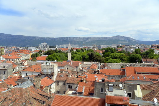 Splitz Images – Browse 53 Stock Photos, Vectors, and Video | Adobe Stock