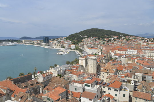 Splitz Images – Browse 53 Stock Photos, Vectors, and Video | Adobe Stock