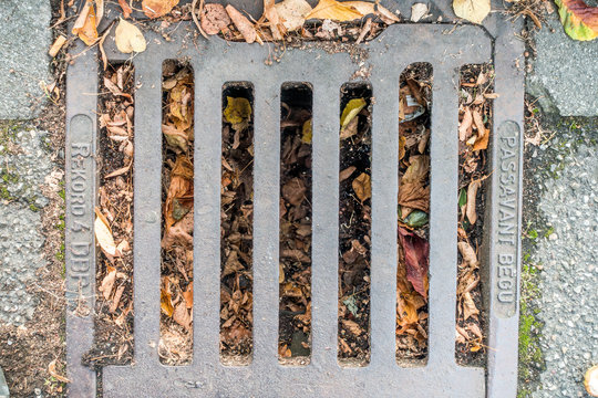 รูปภาพWasserabfluss – เลือกดูภาพถ่ายสต็อก เวกเตอร์ และวิดีโอ294 | Adobe ...