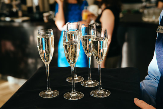 Shampain Bilder – Durchsuchen 135 Archivfotos, Vektorgrafiken und ...