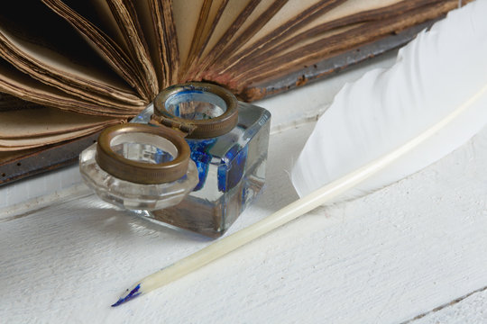 Ink-Pot Images – Browse 595 Stock Photos, Vectors, and Video | Adobe Stock