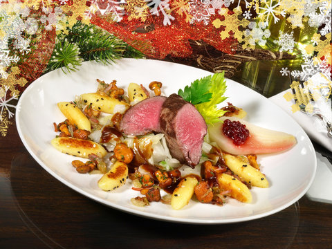 Preiselbeerbirne bilder – Bläddra bland 17 stockfoton, vektorer och ...