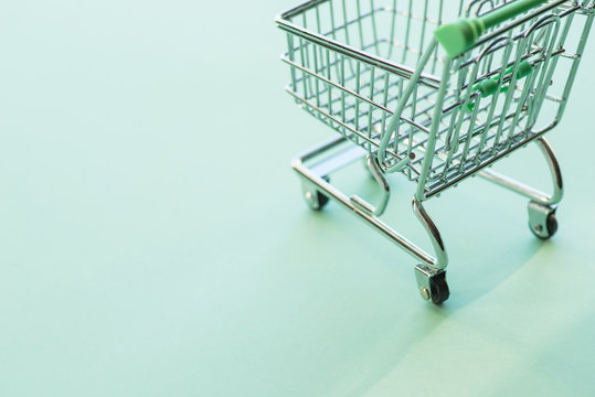 Shopping Cart Green Background Images – Browse 27,861 Stock Photos ...