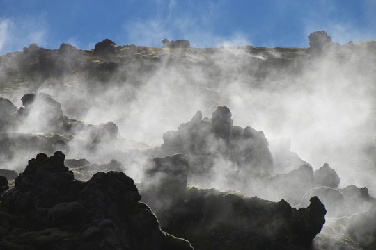 รูปภาพSolfatar – เลือกดูภาพถ่ายสต็อก เวกเตอร์ และวิดีโอ313 | Adobe Stock