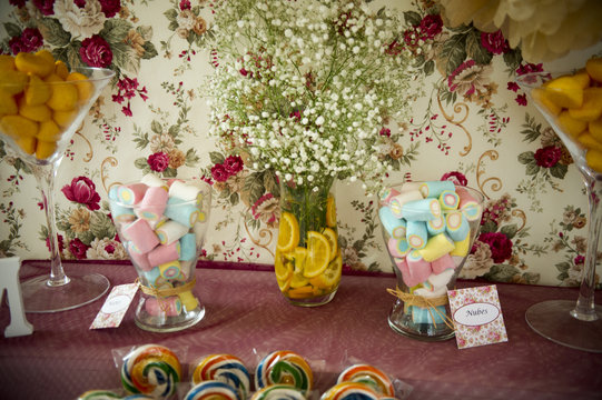 รูปภาพChuches – เลือกดูภาพถ่ายสต็อก เวกเตอร์ และวิดีโอ869 | Adobe Stock