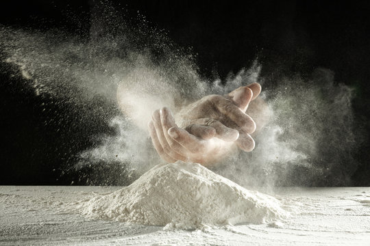 12,223 BEST Flour Explosion IMAGES, STOCK PHOTOS & VECTORS | Adobe Stock