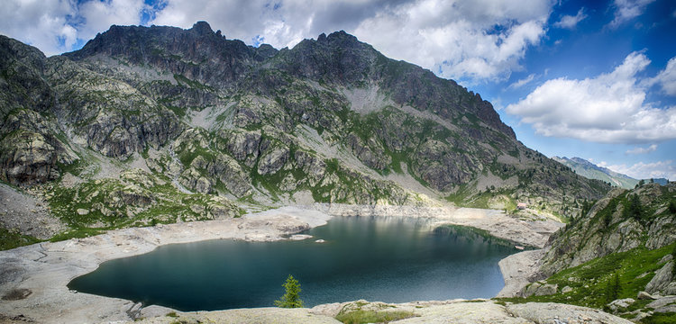 "Lago Verde" Images – Browse 635 Stock Photos, Vectors, and Video ...