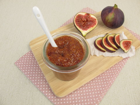 Feigen-Senf-Sauce Images – Browse 6 Stock Photos, Vectors, and Video ...