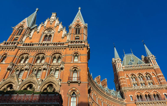 "Saint Pancras"-Bilder: Stock-Fotos & -Videos. | Adobe Stock