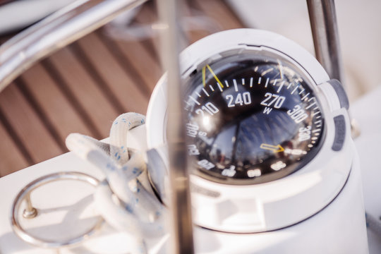 Ship Compass Images – Browse 100,348 Stock Photos, Vectors, and Video ...
