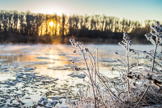 Freeze-Up Imagens – Procure 300 fotos, vetores e vídeos | Adobe Stock