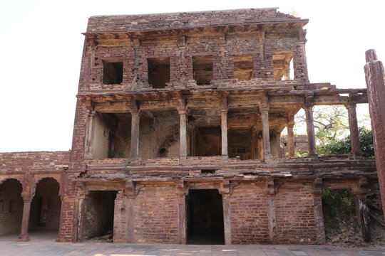 รูปภาพShivpuri – เลือกดูภาพถ่ายสต็อก เวกเตอร์ และวิดีโอ173 | Adobe Stock