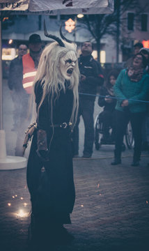 Percht Bilder – Durchsuchen 675 Archivfotos, Vektorgrafiken und Videos ...