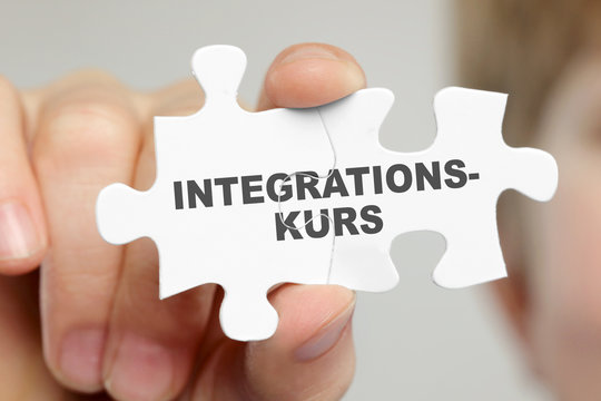 「Integrationskurs」の写真素材 | 156件の無料イラスト画像 | Adobe Stock