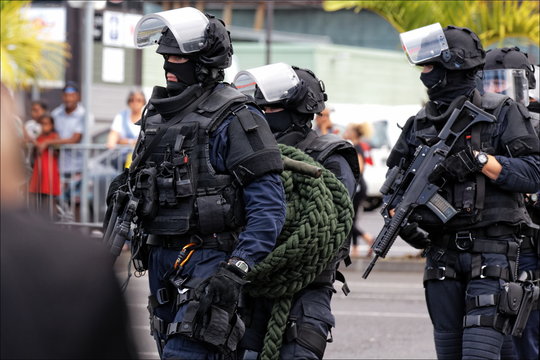 Gign Images – Browse 6 Stock Photos, Vectors, and Video | Adobe Stock