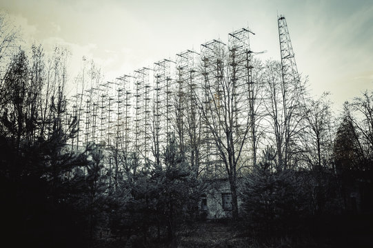 Duga-3 Bilder – Durchsuchen 300 Archivfotos, Vektorgrafiken und Videos ...