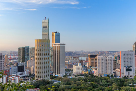 Talien Bilder – Durchsuchen 3,400 Archivfotos, Vektorgrafiken und ...