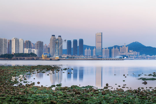 Dalian Bilder – Durchsuchen 3,317 Archivfotos, Vektorgrafiken und ...