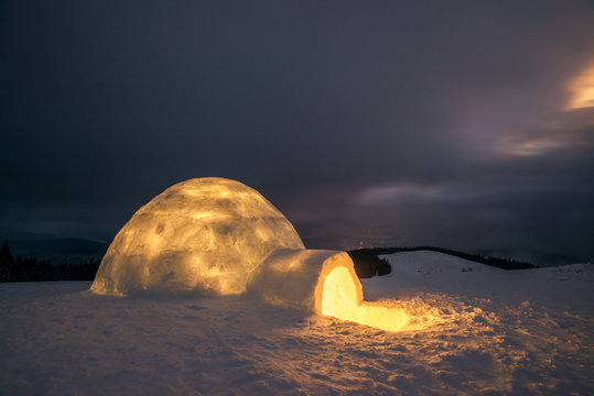 Iglue Bilder – Durchsuchen 10,756 Archivfotos, Vektorgrafiken und ...